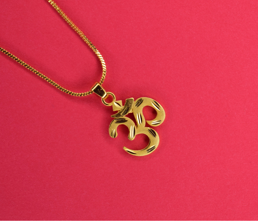 Sone ka om ka locket store
