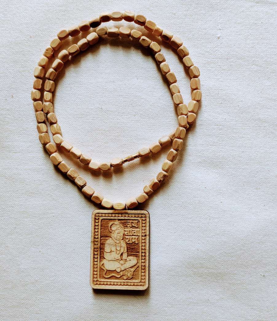Natural Wooden Tulsi Mala With Hanuman Ji Locket Wood Chain Price in ...