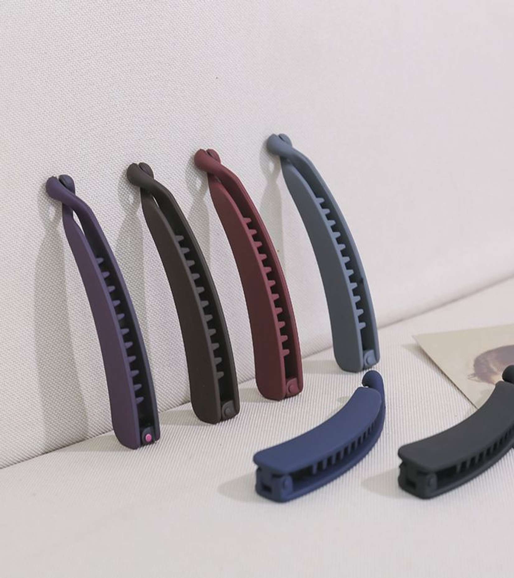 Banana Clips - Buy Fancy Banana Clips for Hair Online | Shopsy