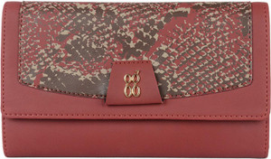 Baggit Bags Wallets Belts - Buy Baggit Bags Wallets Belts Online at ...