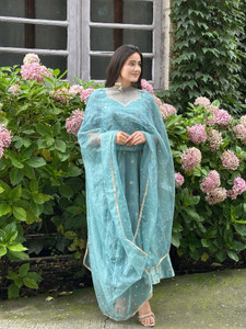 KALINI Women Kurta Pant Dupatta Set - Buy KALINI Women Kurta Pant ...