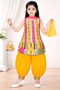 FashionFrenzy Girls Festive & Party Kurti, Patiala and Dupatta Set ...