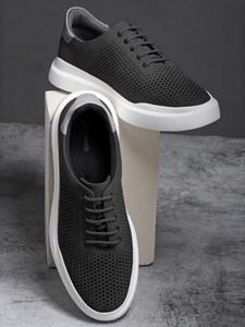 Solethreads Footwear - Buy Solethreads Footwear Online at Best Prices ...