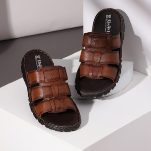 Red Chief Slippers Flip Flops - Buy Red Chief Chappals, Slippers Flip ...