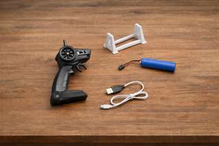 GKNEX High Speed 2.4ghz Rc Racing Boat With Rechargeable Battery For ...