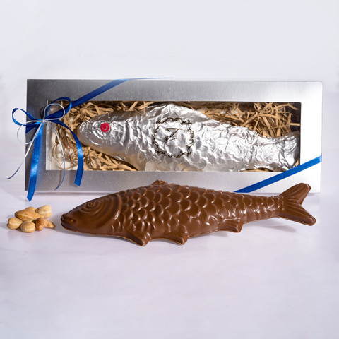 fish table chocolate