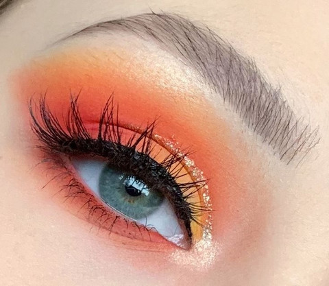 orange eyeshadow