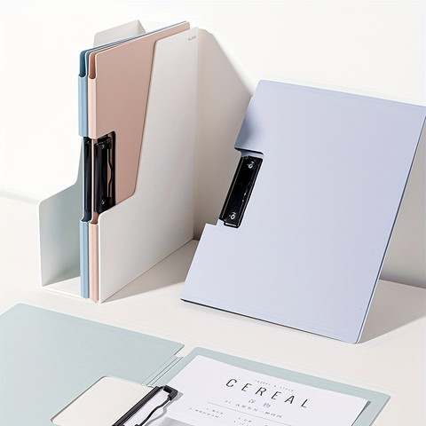 document folder with clipboard