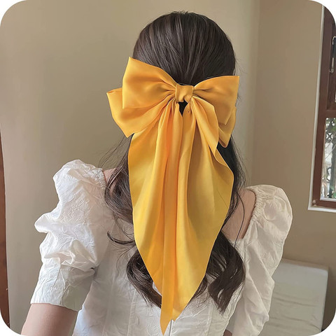yellow bow clip