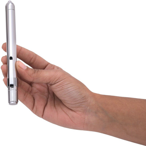 flashlight doctors use