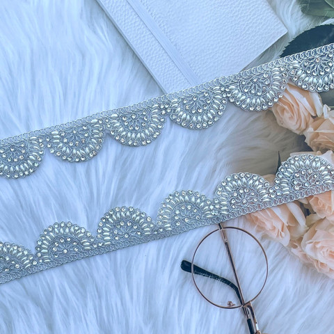 cutwork lace border pattern