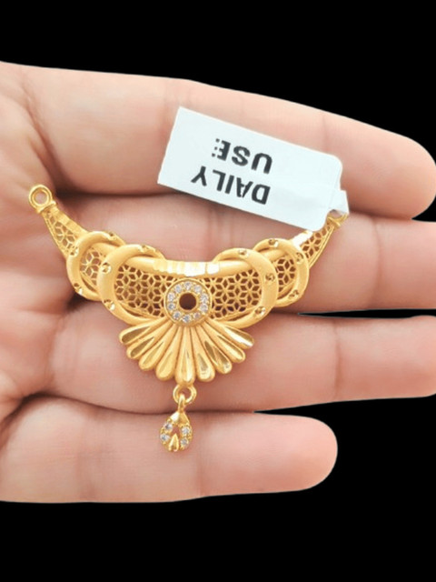 mangalsutra pattern gold