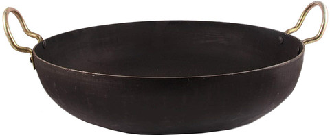 traditional karahi pan