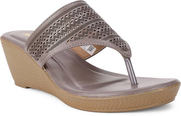 Bata Ladies Sandals - Buy Bata Ladies Sandals online at Best Prices in ...