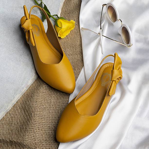 Shoetopia Footwear - Buy Shoetopia Footwear Online at Best Prices in ...