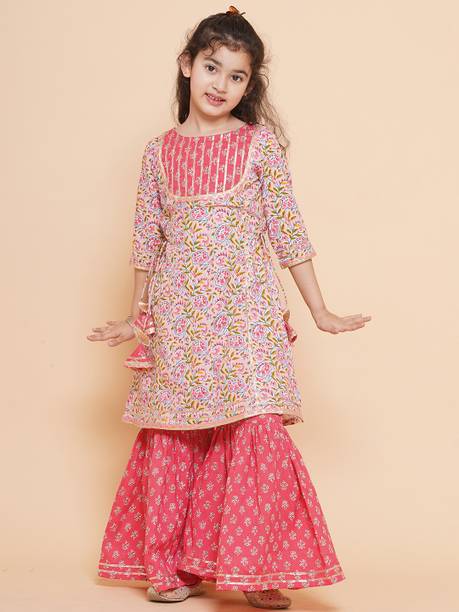 Bitiya By Bhama Clothing And Accessories - Buy Bitiya By Bhama Clothing ...