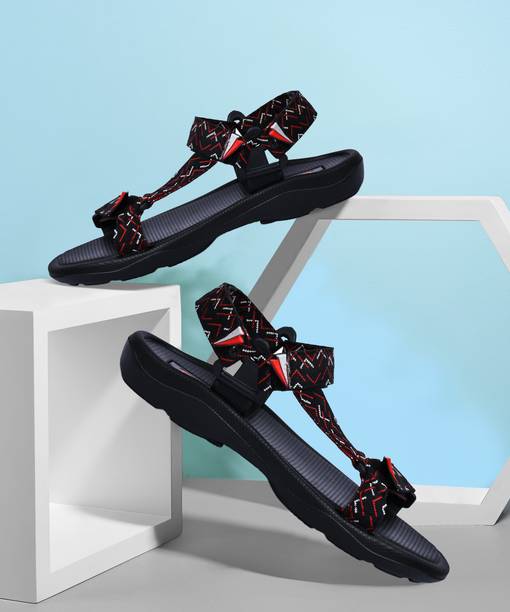 Paragon Footwear - Upto 50% to 80% OFF on Paragon Sandals & Chappals ...