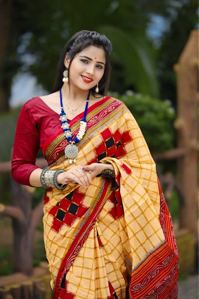 Taneira Sarees - Buy Taneira Sarees online at Best Prices in India ...