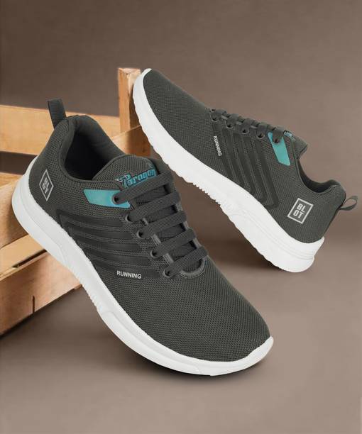 Paragon Footwear - Upto 50% to 80% OFF on Paragon Sandals & Chappals ...