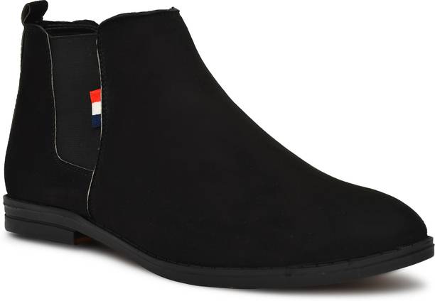 Black Chelsea Boots - Buy Black Chelsea Boots online at Best Prices in ...
