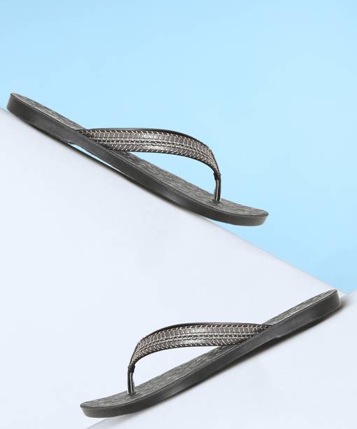 Paragon Womens Footwear - Buy Paragon Ladies Chappal Online at Best ...