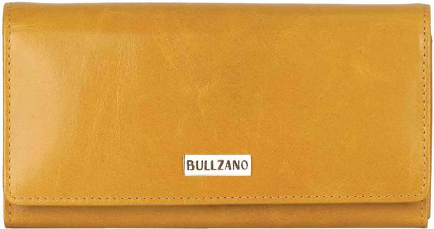 Yellow Wallets - Buy Yellow Wallets Online at Best Prices In India ...