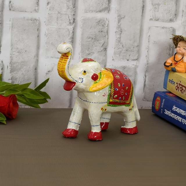 Showpiece - Get Attractive Home Decor Showpieces Online | Shopsy