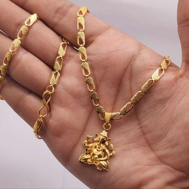 Necklace - Buy Chains & Necklace for Women & Men Online | Shopsy