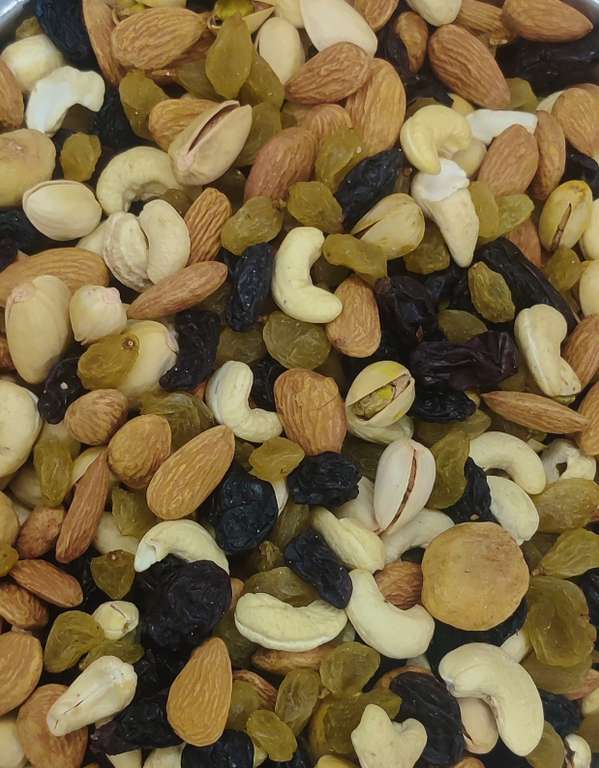 Dailyherbs Mix Dry Fruits Almonds Cashews Walnuts Raisins