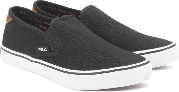 Fila relaxer v store