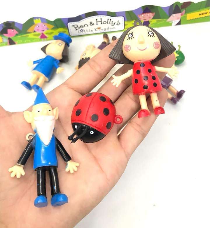 Mubco Ben Holly s Little Kingdom Collectable 8 Mini Figures Set Ben Holly s Little Kingdom Collectable 8 Mini Figures Set Buy Ben Holly toys in India. shop for