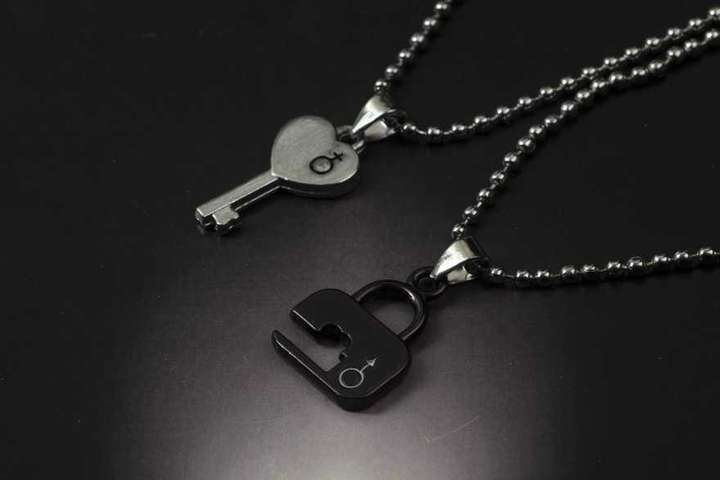 Chabi locket store