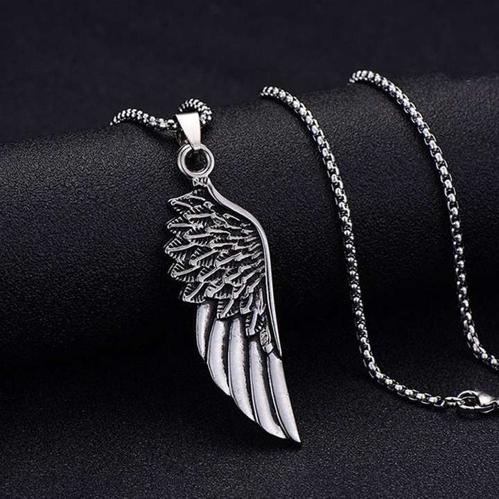 Wings locket store