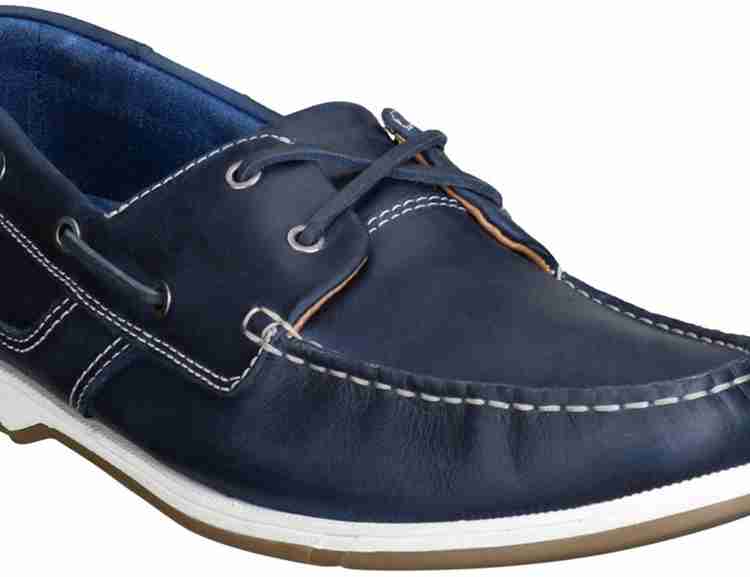 Clarks boat shoes store