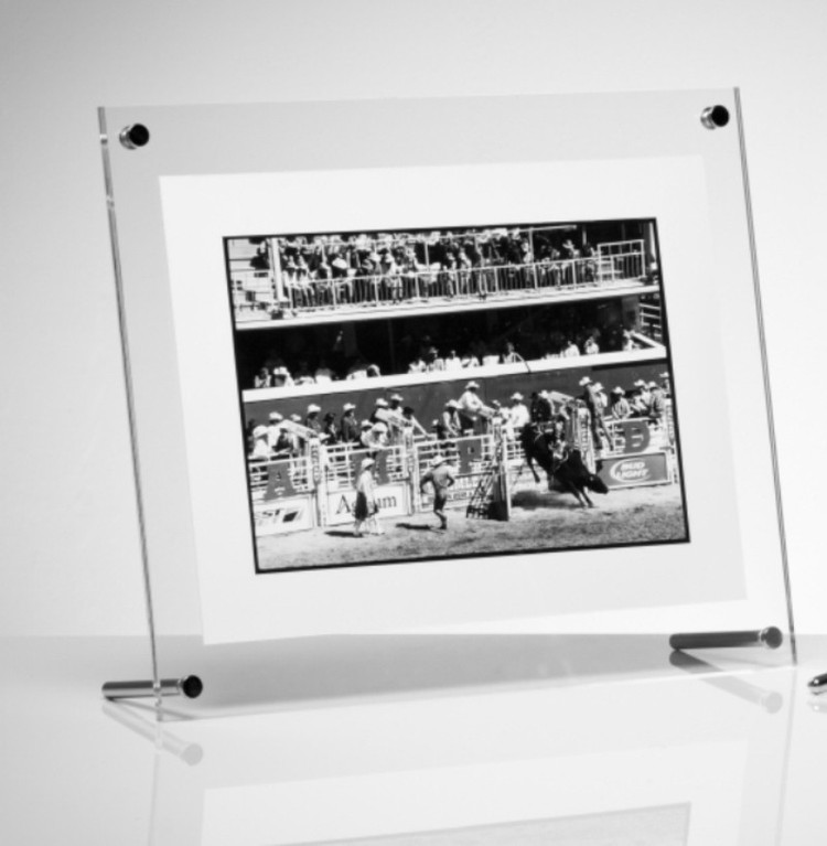 Frameless Poster Frame