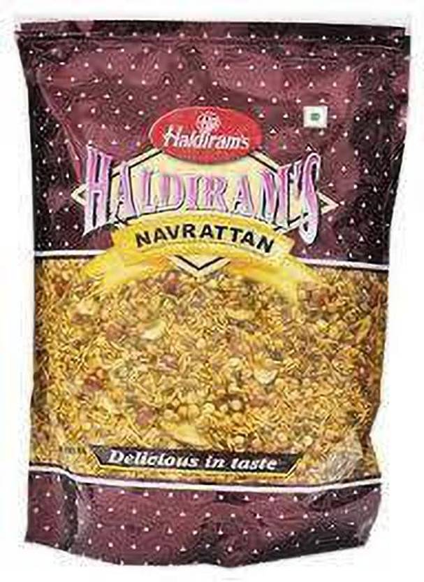 Haldiram's Haldiram Navratan Namkeen 1 Kg Zipper Pack Price in India - Buy Haldiram's Haldiram ...