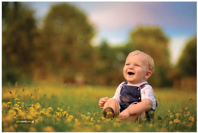 Baby In Garden 7 Paper Print - Children posters in India - Buy art ...