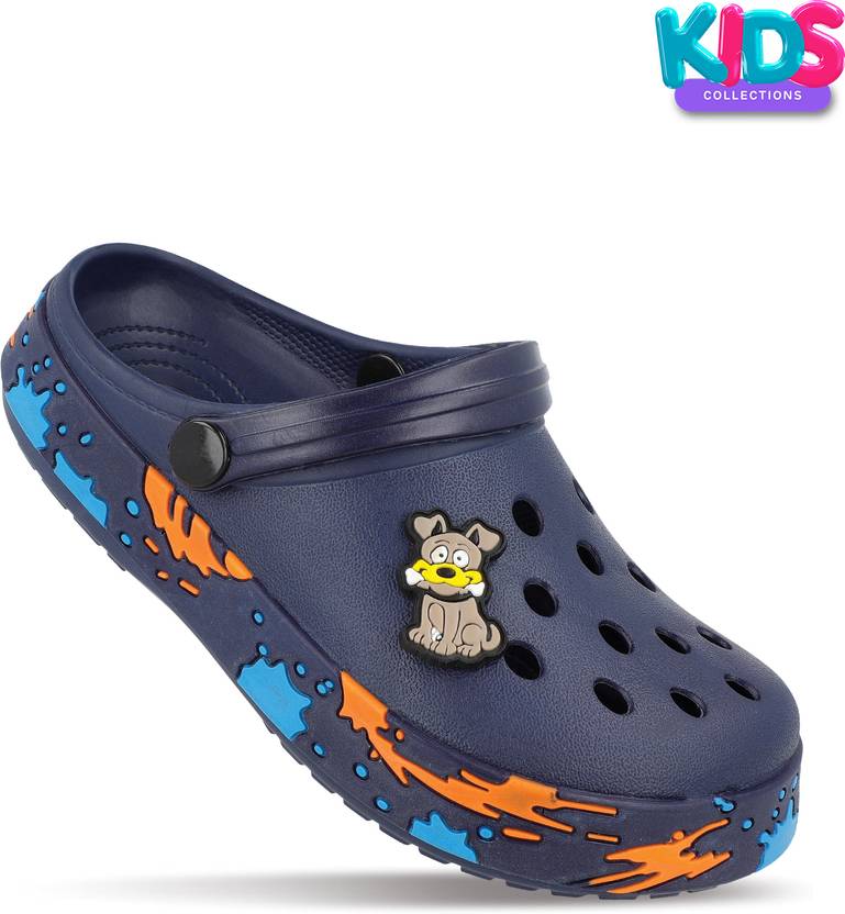WALKAROO Hello Kitty Boys & Girls Slip-on Clogs Price in India - Buy ...