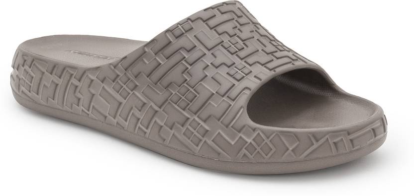 RED TAPE Men Flip Flops - Buy RED TAPE Men Flip Flops Online at Best ...
