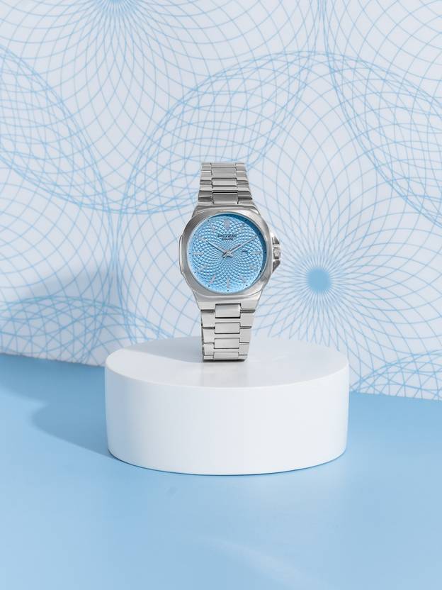 SONATA drop 5 from Poze Sonata Poze Crisscross Coast Quartz Blue Round ...