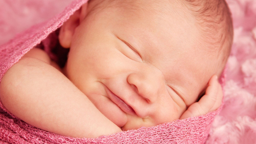 Cute Newborn Babies Wallpapers