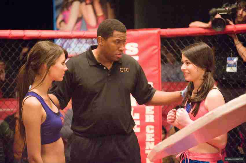 Victoria Justice Boxing