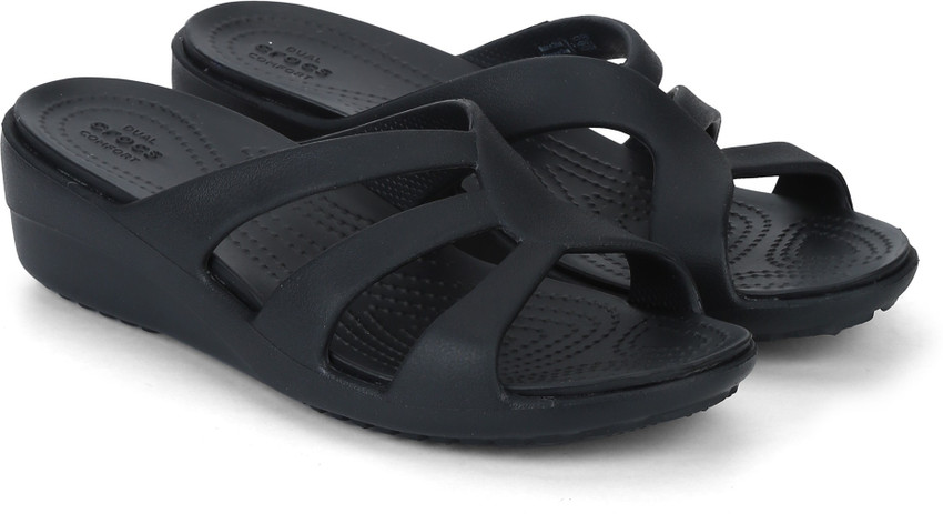 Sanrah crocs store