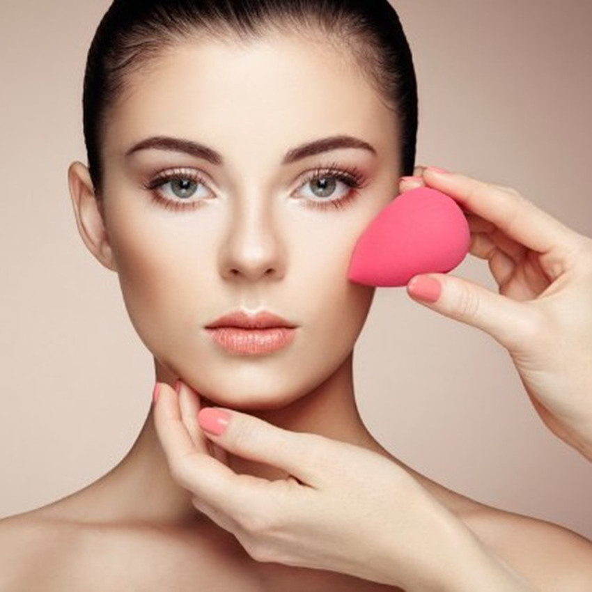 Invisible Makeup Blender | Saubhaya Makeup