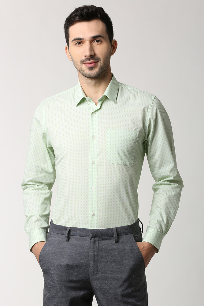 Men Pista Green Classic Slim Fit Solid Formal Shirt, 51% OFF