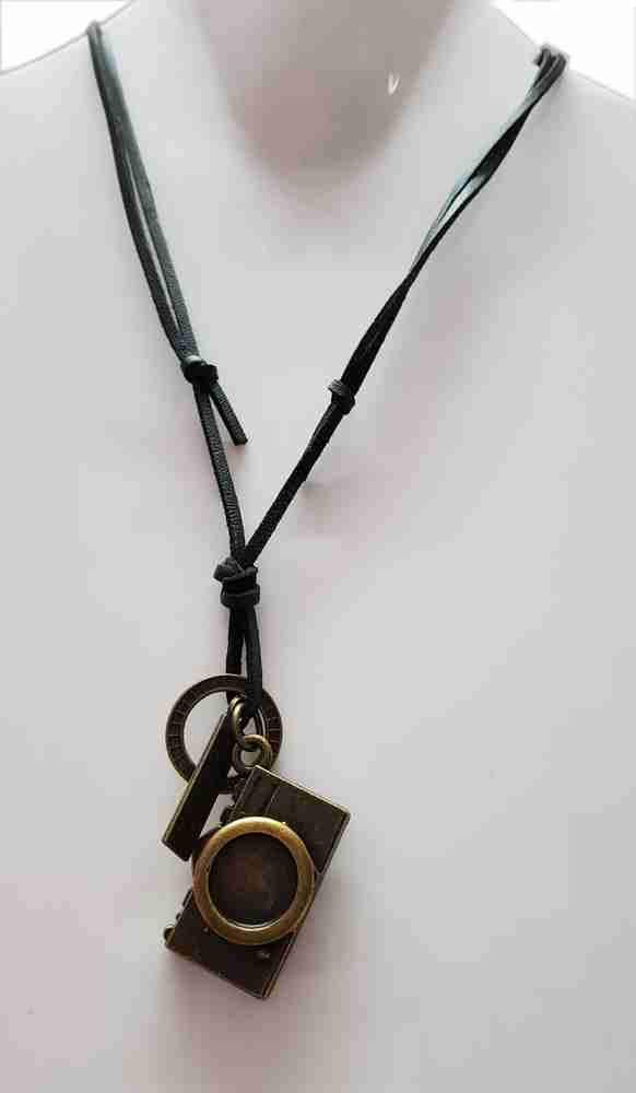 Camera locket store