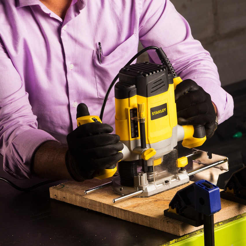 Stanley 1200w plunge router srr1200 store