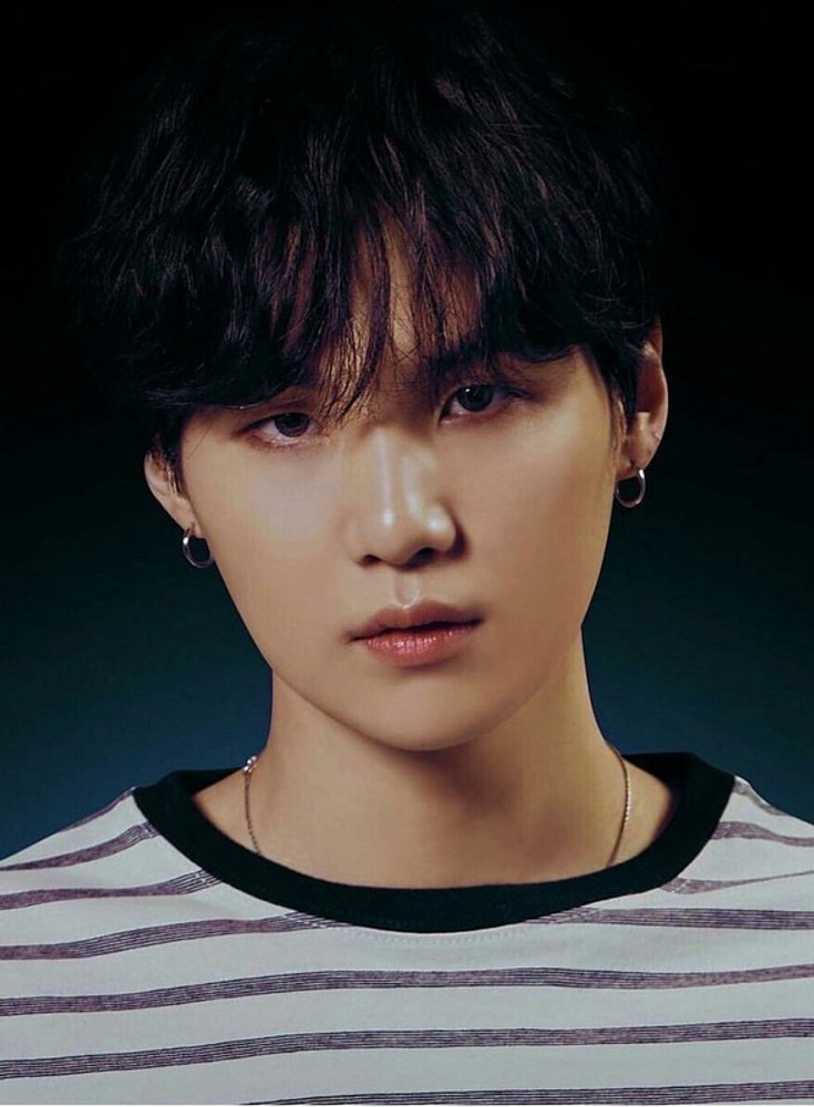 Min Yoons Instagram Twitter And Facebook On Idcrawl
