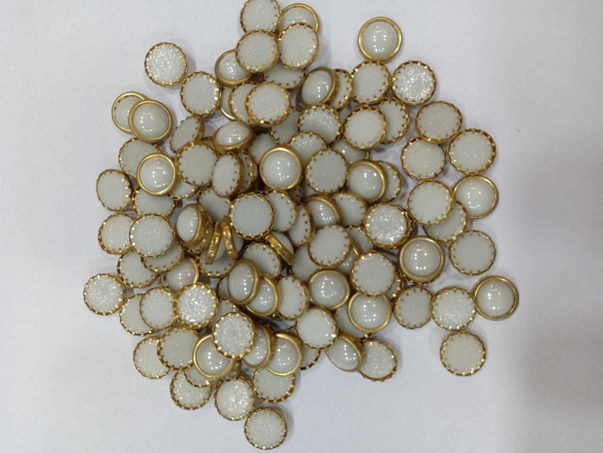 White kundan stones store