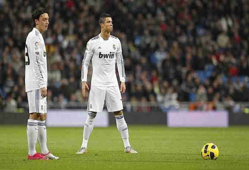 Cr7 Free Kick Wallpaper Hd